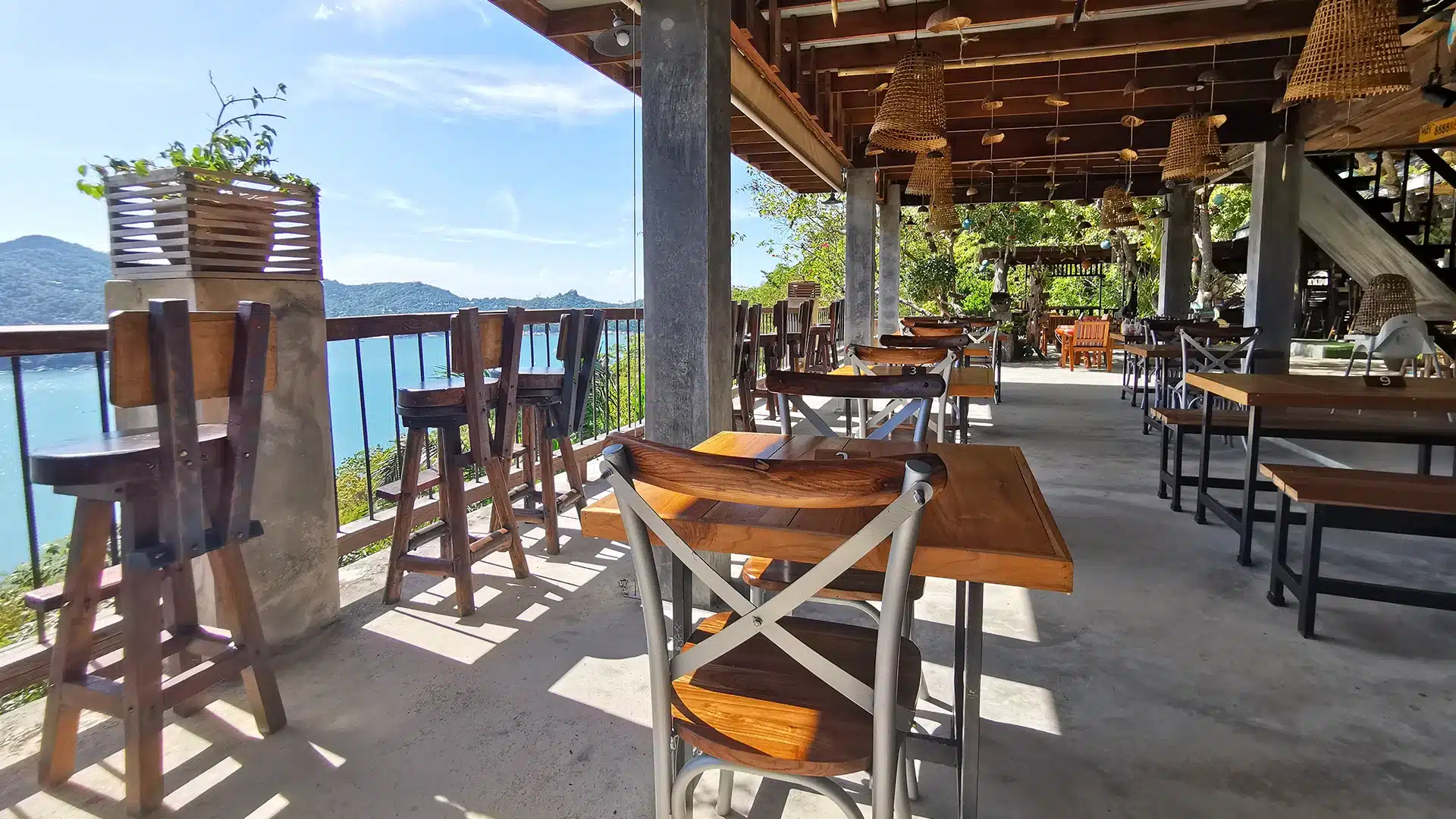 2C Bar | Sights Koh Phangan